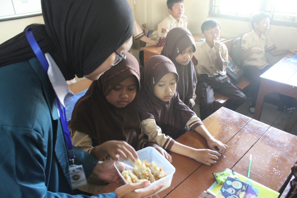 Yuk! GEMARIKAN "Gerakan Gemar Makan Ikan" Sebagai Peningkatan Kebutuhan ...